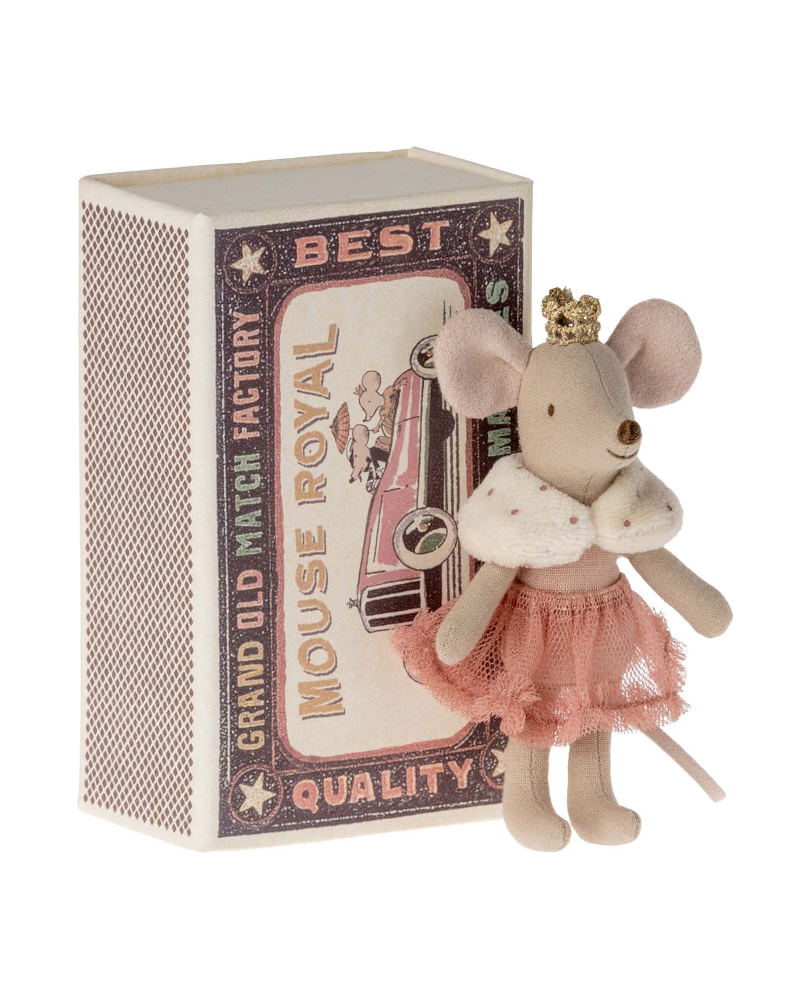 little sister princess mouse in box – Little